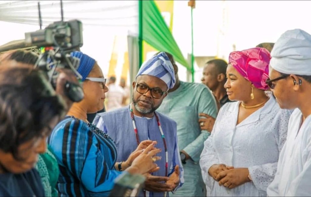 Le Microcrédit Alafia entre dans sa Phase 3 : Jusqu’à 200 000 FCFA sans ...